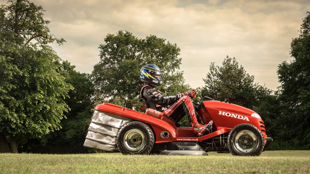 Tondeuse Autoportée Premium | Moteur V-twin & Mulching | Honda FR